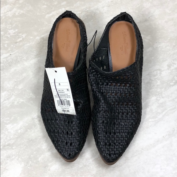Universal Thread | Shoes | Nwt Black Kallie Woven Heeled Mules | Poshmark